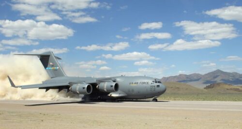 C-17グローブマスターIII：60トン超の主力戦車M1A2を運べる輸送機 | 実験とCAEとはかせ工房