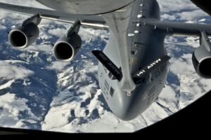 C-17グローブマスターIII：60トン超の主力戦車M1A2を運べる輸送機 | 実験とCAEとはかせ工房