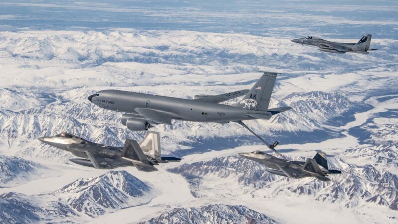 C-17グローブマスターIII：60トン超の主力戦車M1A2を運べる輸送機 | 実験とCAEとはかせ工房